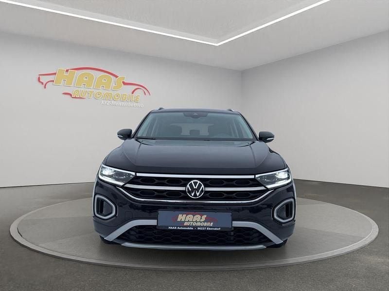 Gebraucht 2023 VW T-Roc Style 150 PS SUV – Bayern (Händler) – 22.990 ...