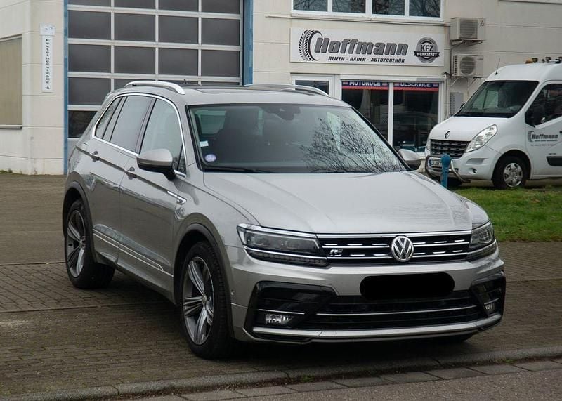 Gebraucht 2019 VW Tiguan Highline 150 PS SUV – Baden-Württemberg ...
