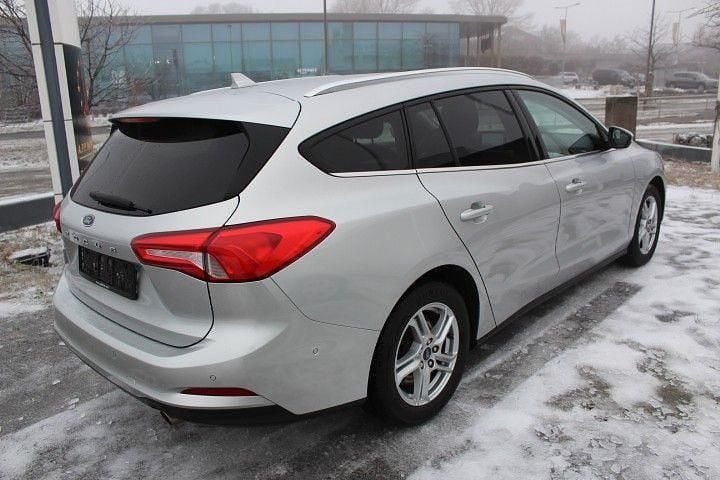 Gebraucht 2021 Ford Focus 120 PS Limousine – (Händler) – 11.200 ...