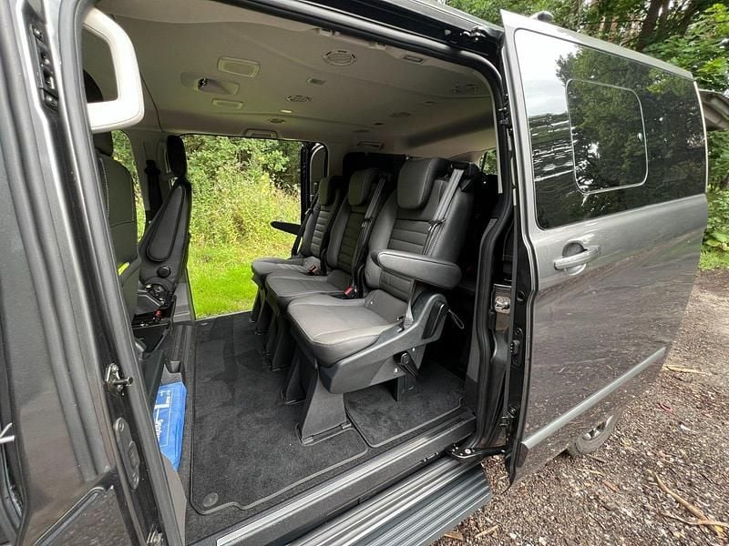 Gebraucht 2022 Ford Tourneo Titanium X 150 PS Van / Kleinbus – 29313 ...