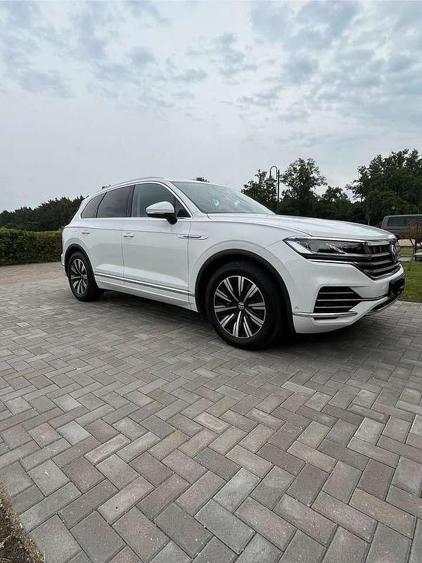 Gebraucht 2020 VW Touareg Elegance 231 PS SUV – 39624 Kalbe (Privat ...