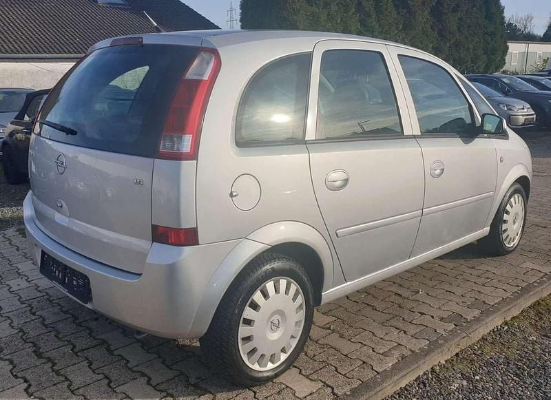 Gebraucht 2005 Opel Meriva Essentia 101 PS Van / Kleinbus – 52222 ...