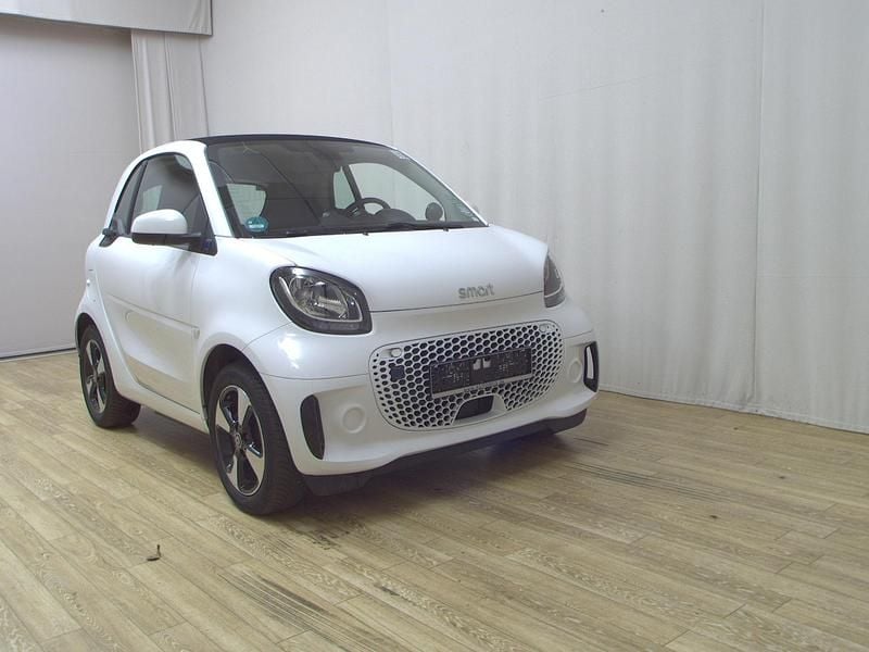 Gebraucht 2022 Smart ForTwo Electric Drive Passion 82 PS Kleinwagen ...