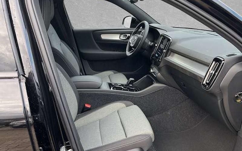 Neu 2025 Volvo XC40 Plus 163 PS SUV – Baden-Württemberg (Händler) – 37. ...