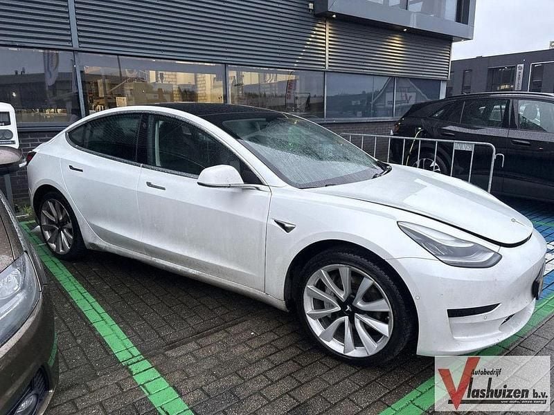 Gebraucht 2019 Tesla Model 3 Standard Range 238 PS Limousine – (Händler ...