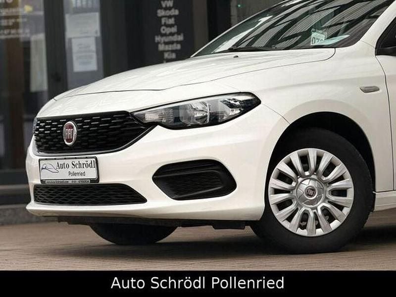 Gebraucht 2019 Fiat Tipo 95 PS Limousine – 93152 Bayern - Ebenwies ...