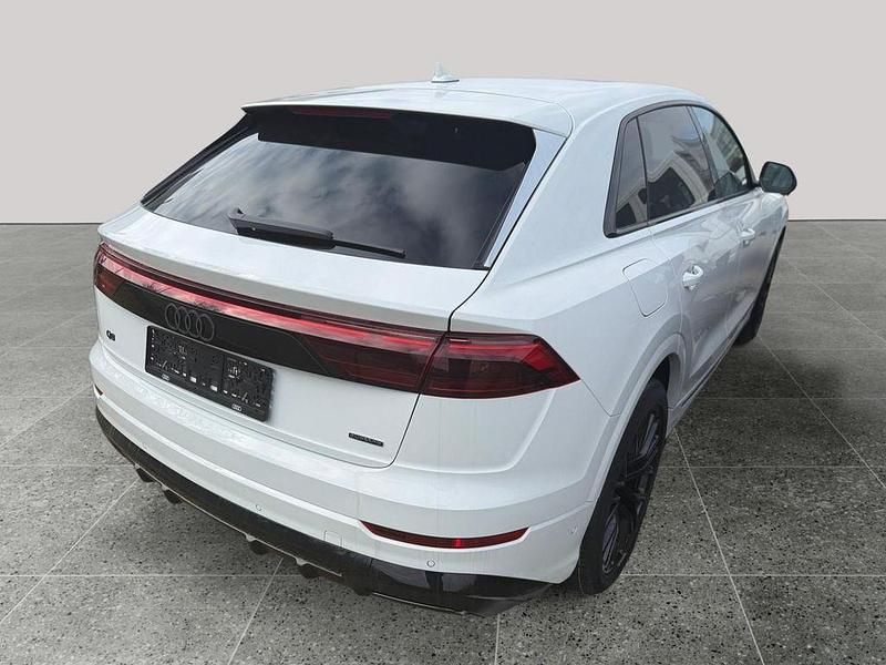 Neu 2026 Audi Q8 S-Line 286 PS SUV – Bayern (Händler) – 90.999 € (Teuer ...
