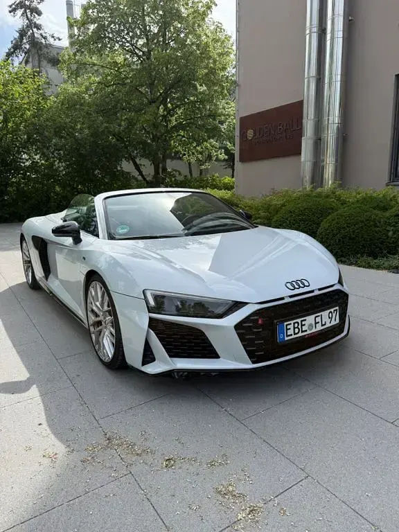 Gebraucht Audi R8 Spyder Sport 570 PS (2019) in Bayern - 129.999 ...
