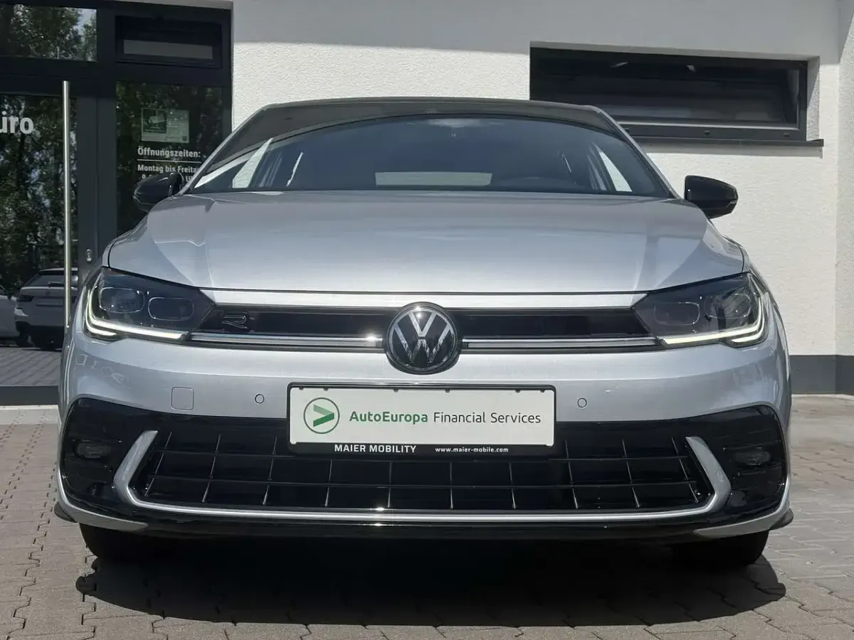 Gebraucht VW Polo R-line 95 PS (2024) in Ludwigsau - 19.250 € | AutoUncle