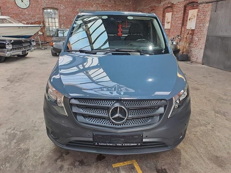 Gebraucht 2020 Mercedes Vito 102 PS Van – Nordrhein-Westfalen (Händler ...