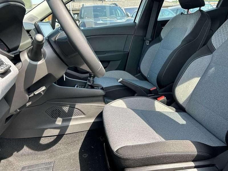 Gebraucht 2025 Renault Clio V Evolution 67 PS Limousine – 97753 ...