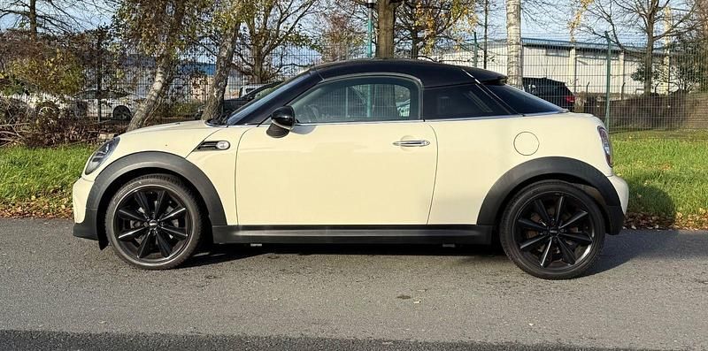 Gebraucht 2012 Mini Cooper Coupé 122 PS Coupé – 46236 Nordrhein ...