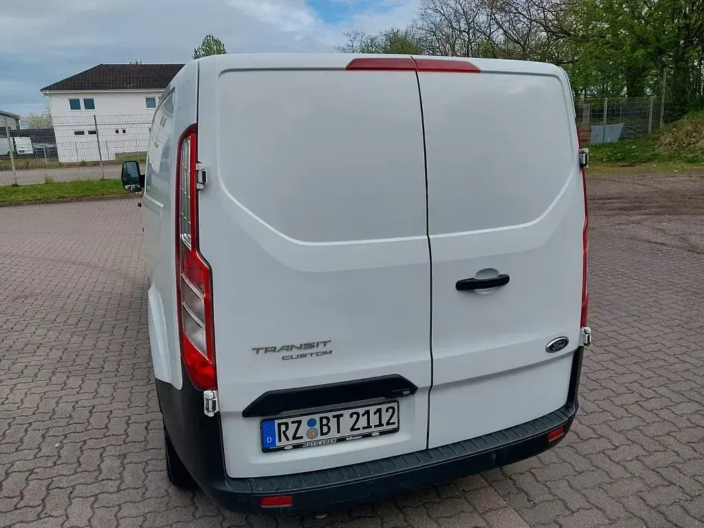 Gebraucht Ford Transit Custom Trend 105 PS (2022) - 9.401 € | AutoUncle