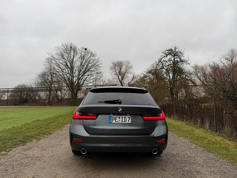 Gebraucht 2020 BMW 320 M Performance 190 PS Kombi – 31228 Niedersachsen ...