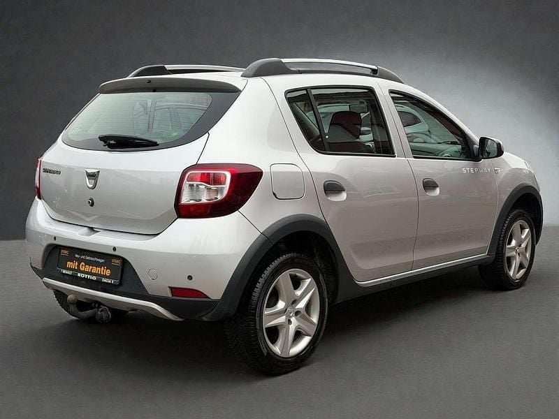 Gebraucht 2013 Dacia Sandero Prestige 90 PS Kleinwagen – 64859 ...