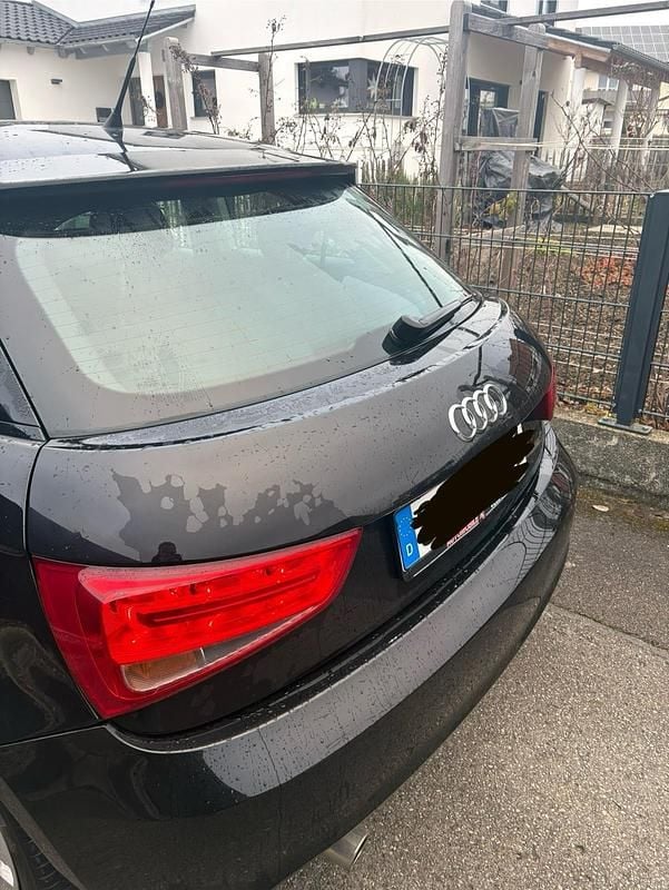 Gebraucht 2012 Audi A1 86 PS Kleinwagen – 86529 Bayern - Schrobenhausen ...