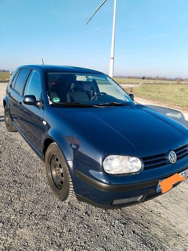 Gebraucht 2002 VW Golf IV 75 PS Kleinwagen – 38458 Niedersachsen ...