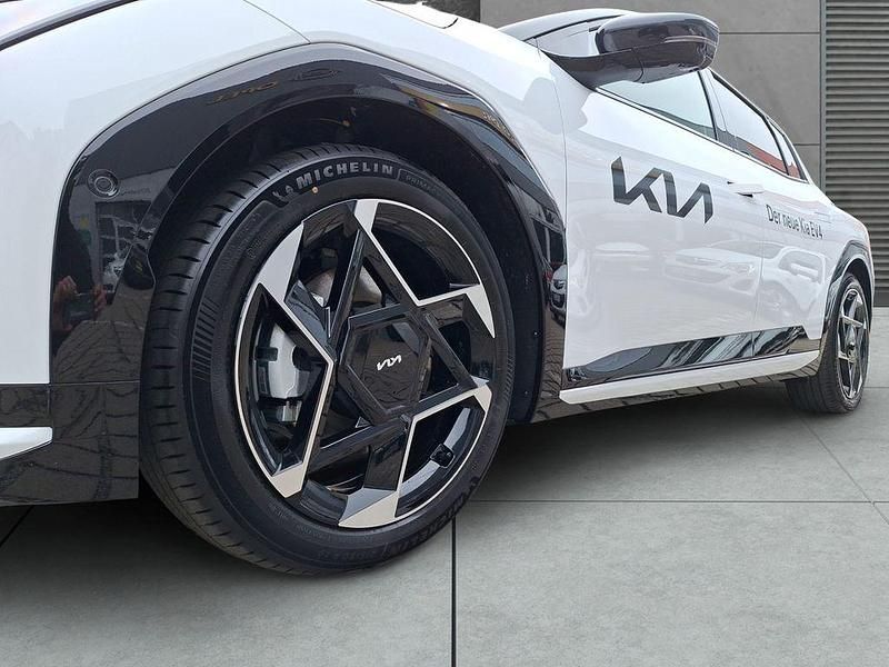 Gebraucht 2025 Kia EV4 Comfort 204 PS Kleinwagen – Berlin (Händler ...