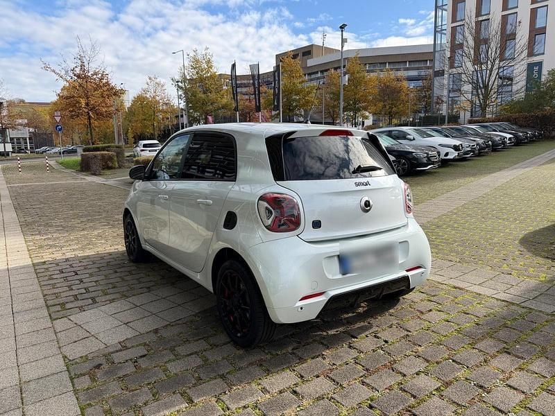 Gebraucht 2021 Smart ForFour Electric Drive Brabus 82 PS Kleinwagen ...