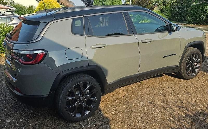 Gebraucht 2021 Jeep Compass 240 PS SUV – 53639 Nordrhein-Westfalen ...