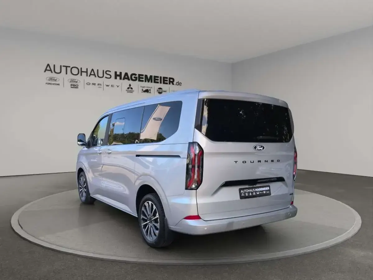 Gebraucht Ford Tourneo Titanium X 170 PS (2025) in Halle Westfalen - 56 ...