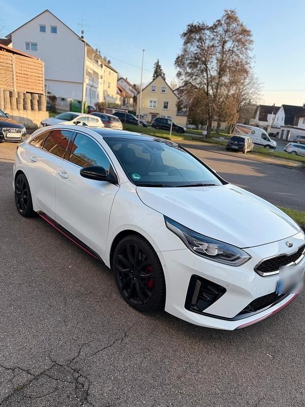 Gebraucht 2021 Kia ProCeed 204 PS Kombi – 71522 Baden-Württemberg ...
