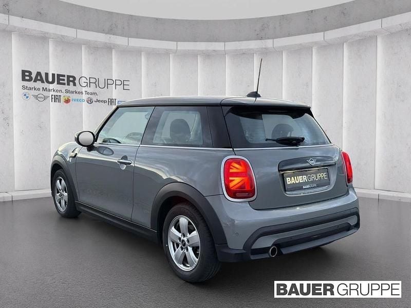 Gebraucht 2022 Mini Cooper Essential 136 PS Kleinwagen – 24837 ...