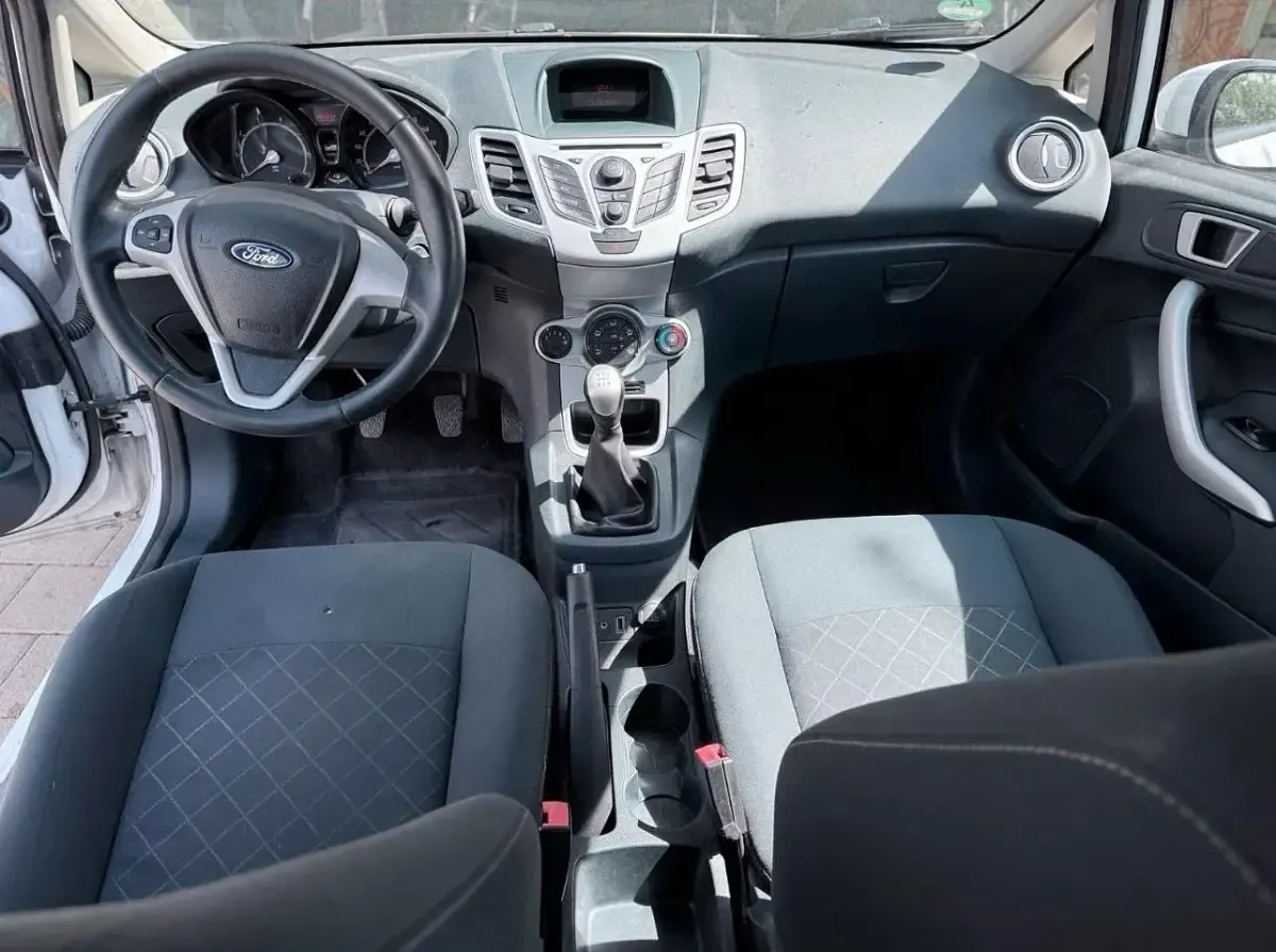 Gebraucht Ford Fiesta 82 PS (2012) in Baden-Württemberg - Karlsruhe - 3 ...