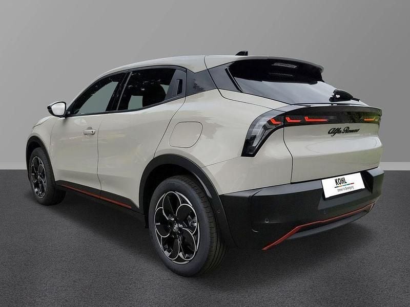 Gebraucht 2024 Alfa Romeo Junior Edizione Speciale 156 PS SUV ...