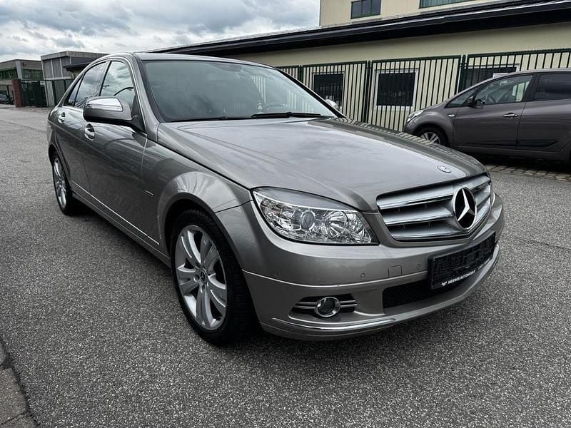Gebraucht 2008 Mercedes C200 184 PS Limousine – 21465 Herzogtum ...