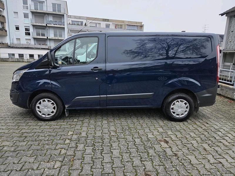 Gebraucht 2015 Ford Transit Custom 155 PS Van / Kleinbus – 51145 Köln ...