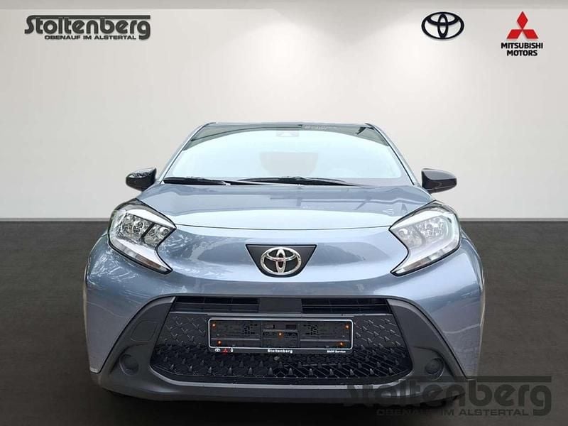 Neu 2025 Toyota Aygo X Play 72 PS SUV – Hamburg (Händler) – 17.990 ...