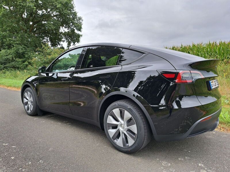 Verkauft Tesla Model Y Long Range Dual Gebraucht 2022 12 000 Km In