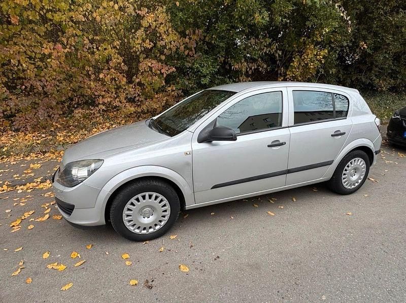 Gebraucht 2004 Opel Astra 90 PS Limousine – 44809 Bochum - Bochum-Mitte ...