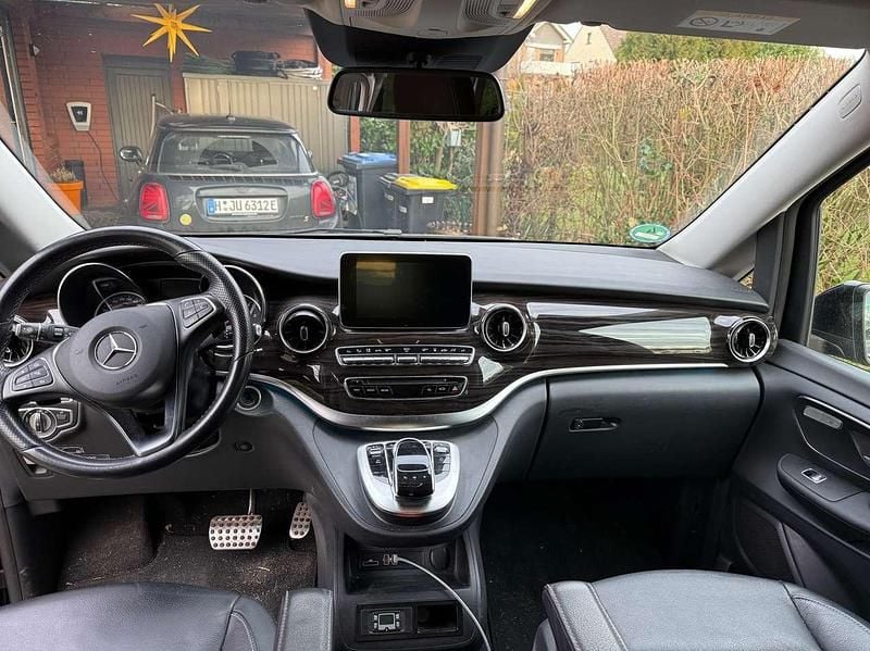 Gebraucht 2019 Mercedes V300 Marco Polo 239 PS Van / Kleinbus – 30826 ...