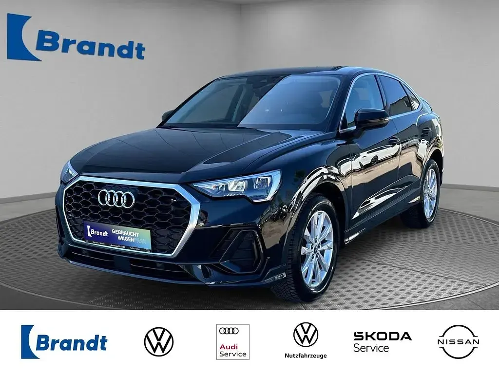 Gebraucht Audi Q3 Sportback Sport 150 PS (2023) in Weyhe - 29.890 ...