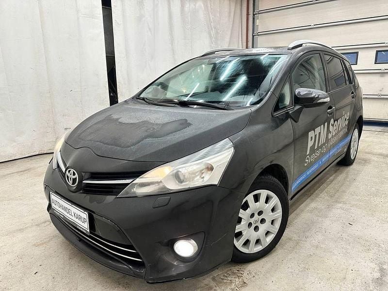 Gebraucht 2014 Toyota Verso Eco 124 PS Van / Kleinbus – (Händler) – 2. ...