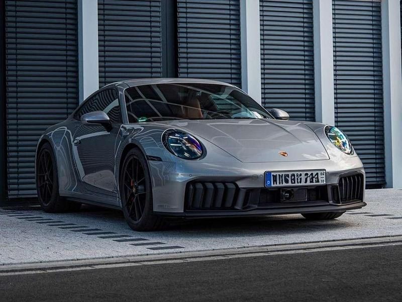 Neu 2025 Porsche 911 Carrera GTS 541 PS Coupé – 56412 Ruppach ...