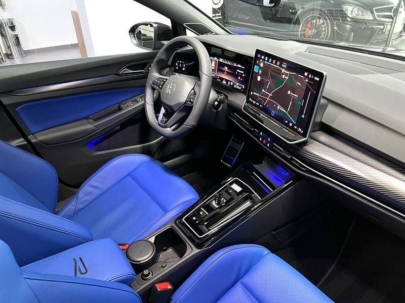 Neu 2026 VW Golf Black Edition 333 PS Limousine – Nordrhein-Westfalen ...