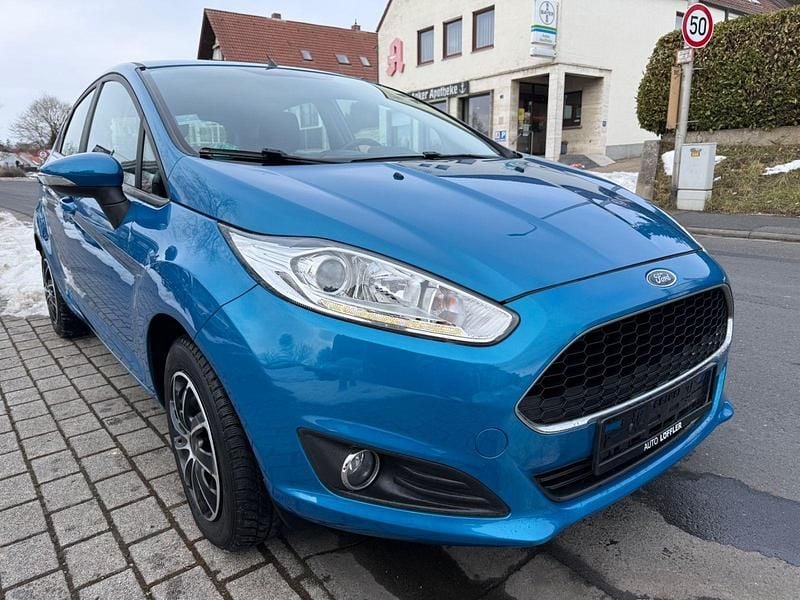 Gebraucht 2016 Ford Fiesta Celebration 101 PS Kleinwagen – Bayern ...