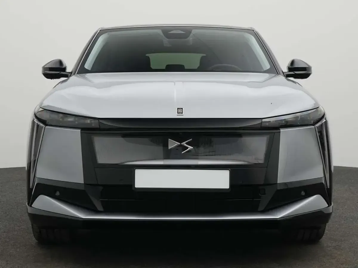 Neu DS Automobiles N°8 245 PS (2026) in Borken - 69.990 € | AutoUncle