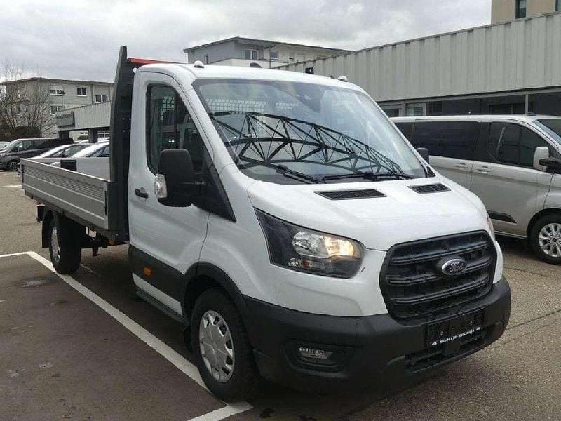 Gebraucht 2022 Ford Transit Trend 131 PS Van / Kleinbus – 73054 ...