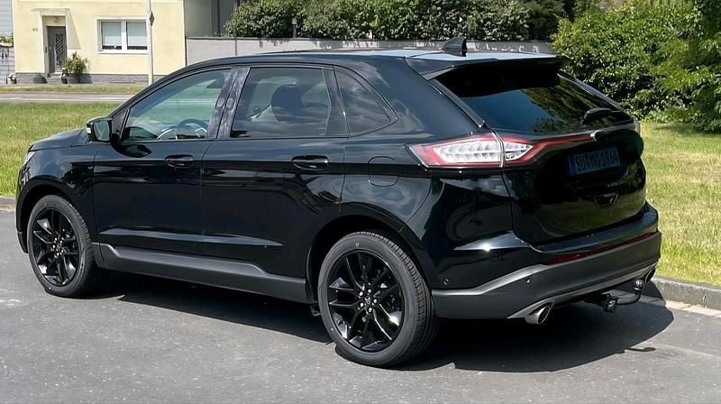 Gebraucht 2016 Ford Edge Titanium 209 PS SUV – 40721 Nordrhein ...