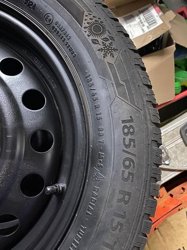 Gebraucht 2015 Kia Rio DREAM-TEAM Edition 84 PS Limousine – 44579 ...