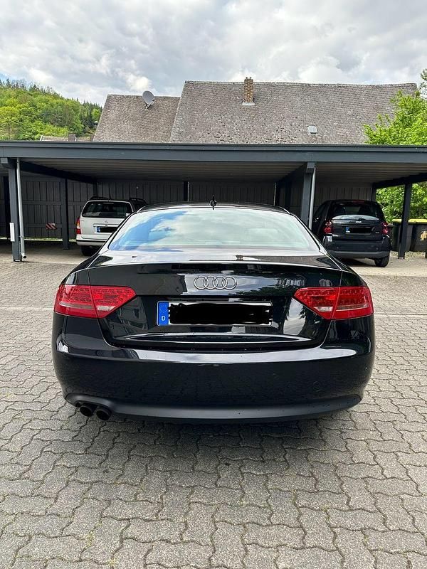 Gebraucht 2010 Audi A5 Sport 160 PS Coupé – 57462 Nordrhein-Westfalen ...