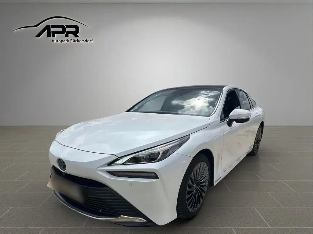 Gebraucht Toyota Mirai Advance 182 PS (2021) in Bayern - 14.999 ...