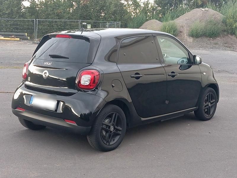 Gebraucht 2020 Smart ForFour Electric Drive 82 PS Kleinwagen – Hessen ...