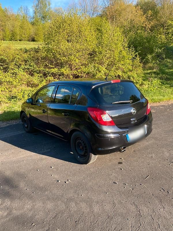 Gebraucht 2011 Opel Corsa 87 PS Kleinwagen – 97688 Bayern - Bad ...