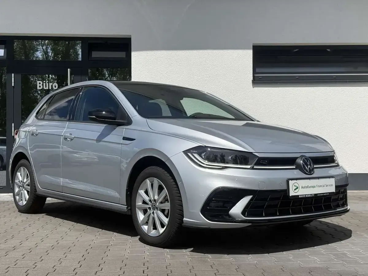 Gebraucht VW Polo R-line 95 PS (2024) in Ludwigsau - 19.250 € | AutoUncle