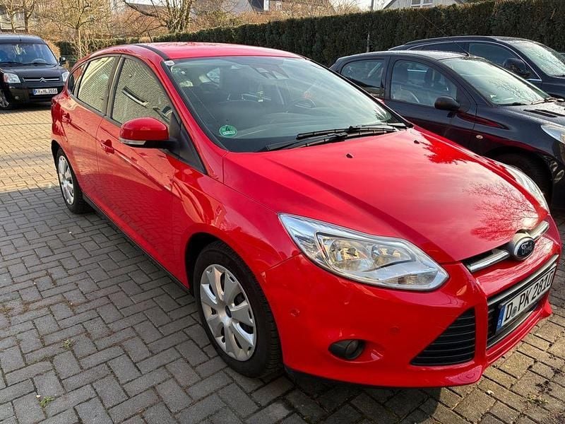 Gebraucht 2014 Ford Focus SYNC Edition 101 PS Limousine – 47799 ...